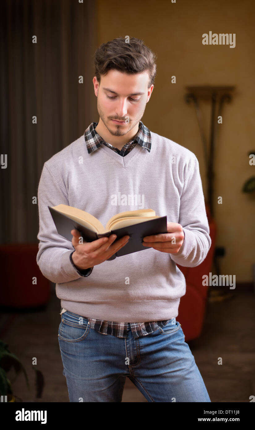 Person at home reading hi-res stock photography and images - Alamy