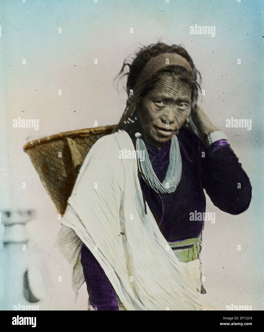 India vintage historic worker hi-res stock photography and images - Alamy