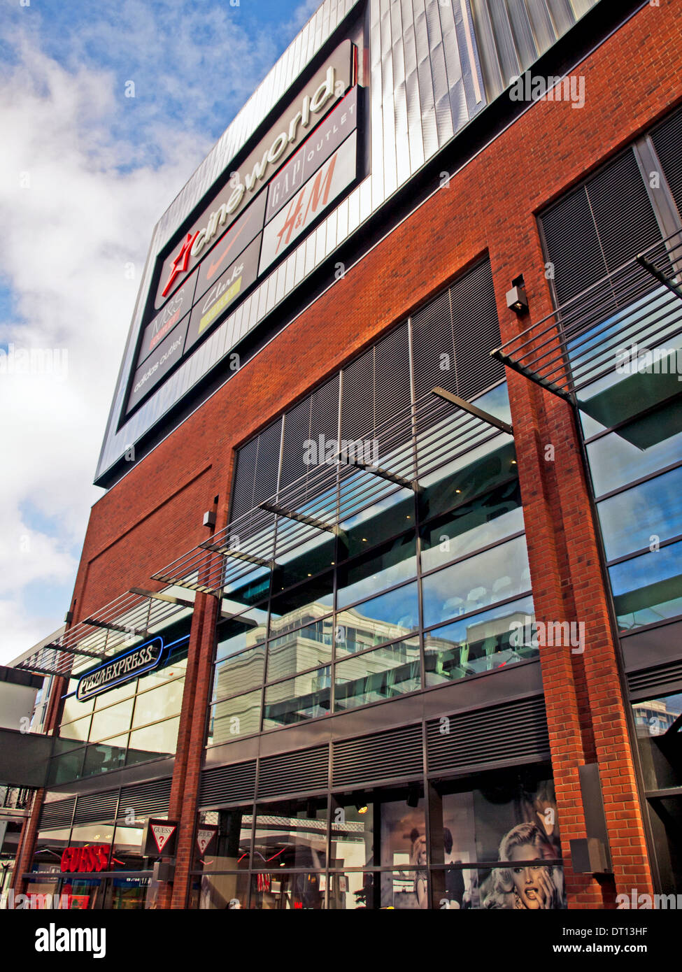 Nike shopfront hi-res stock photography and images - Alamy