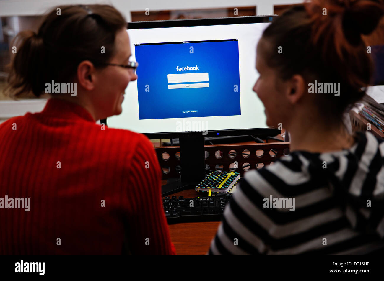 Facebook, internet, social network, screen Stock Photo - Alamy