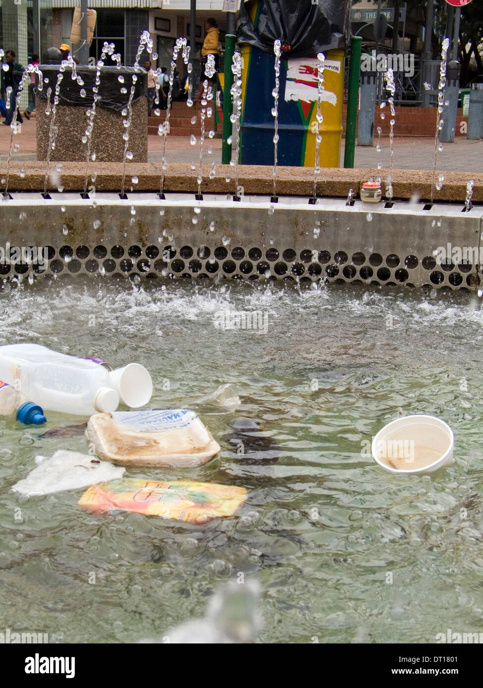 Landfill dumping scene hi-res stock photography and images - Alamy