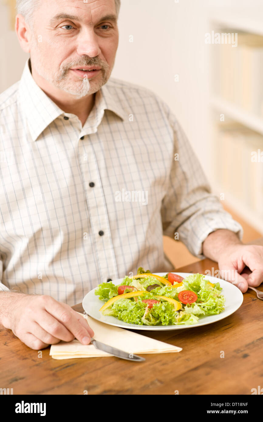 Eat vegetable hi-res stock photography and images - Alamy