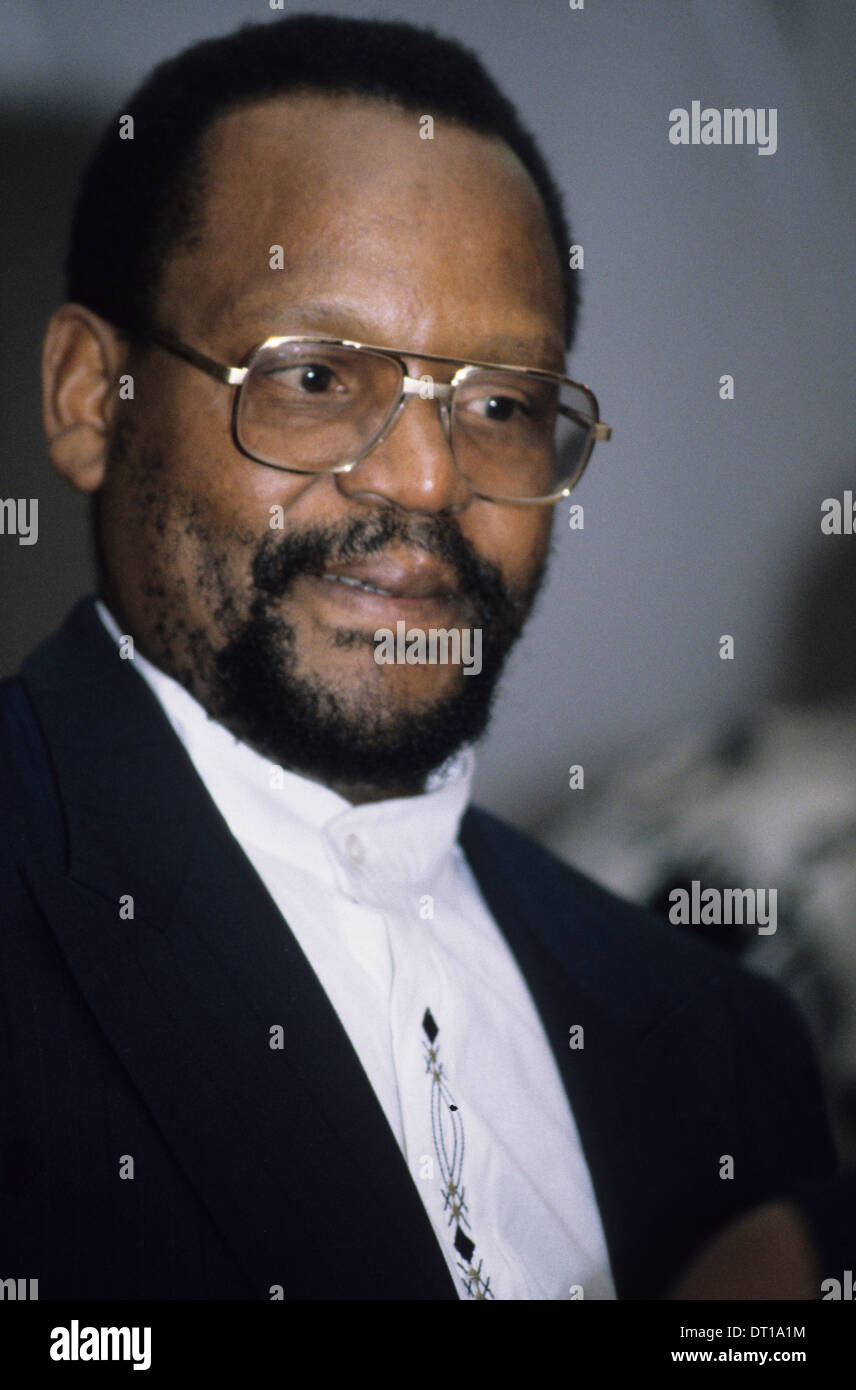 MATHOLE MOTSHEKGA PREMIER GAUTENG PROVINCE MAY 1998 JOHANNESBURG SOUTH ...