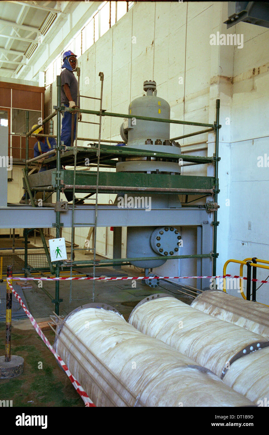 South africa energy construction hi-res stock photography and images ...