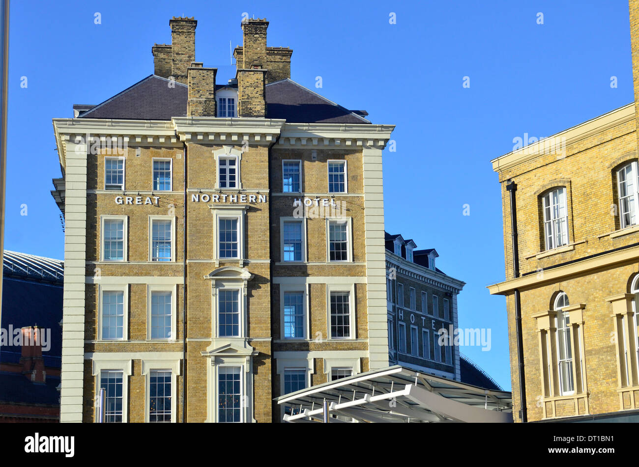 Kings cross great northern hotel hi-res stock photography and images ...