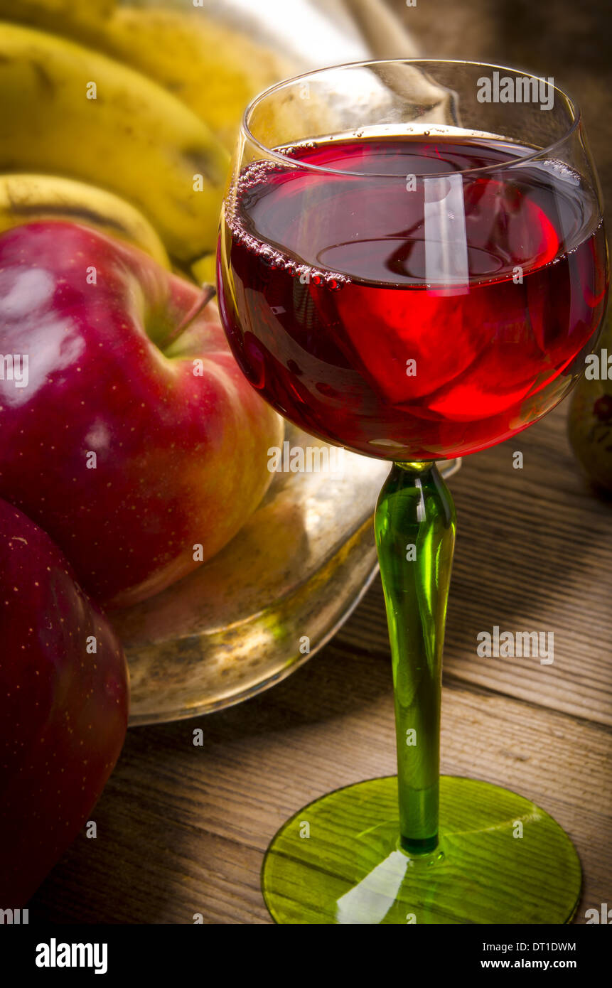 Fruits vine hi-res stock photography and images - Alamy