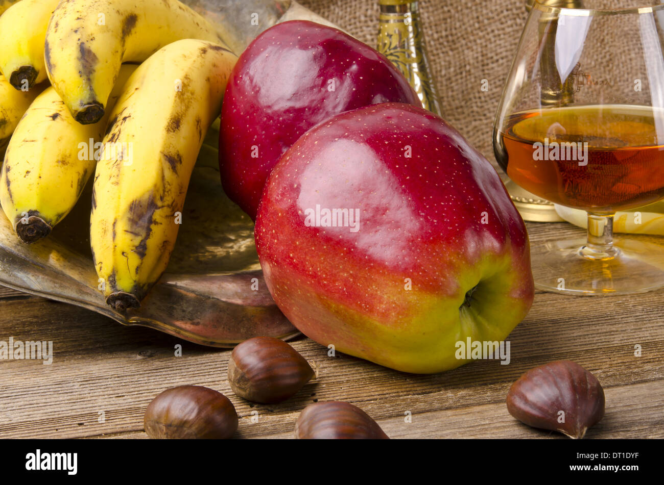 vine and fruits Stock Photo - Alamy