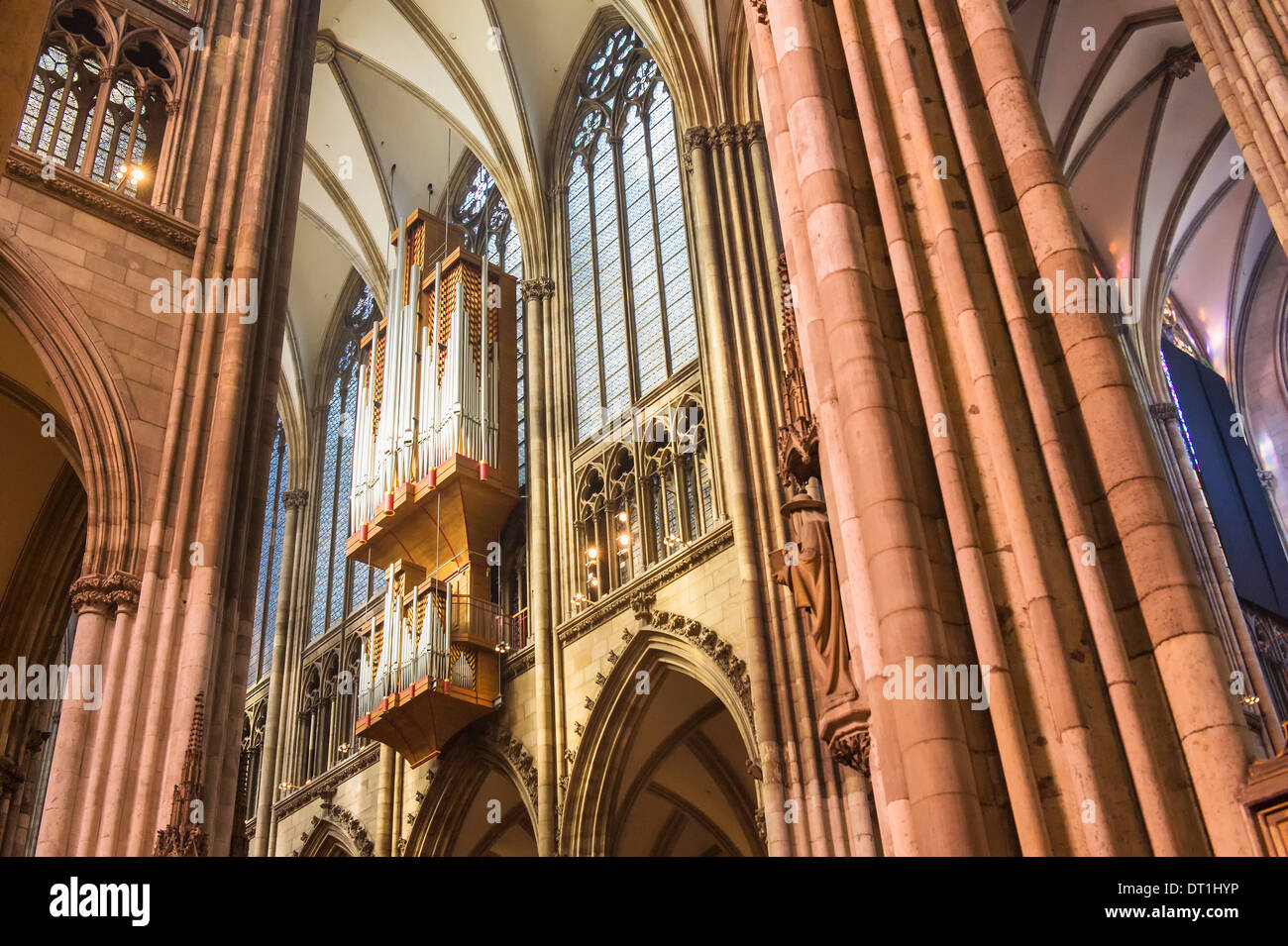 Cologne cathedral nave germany hi-res stock photography and images - Alamy