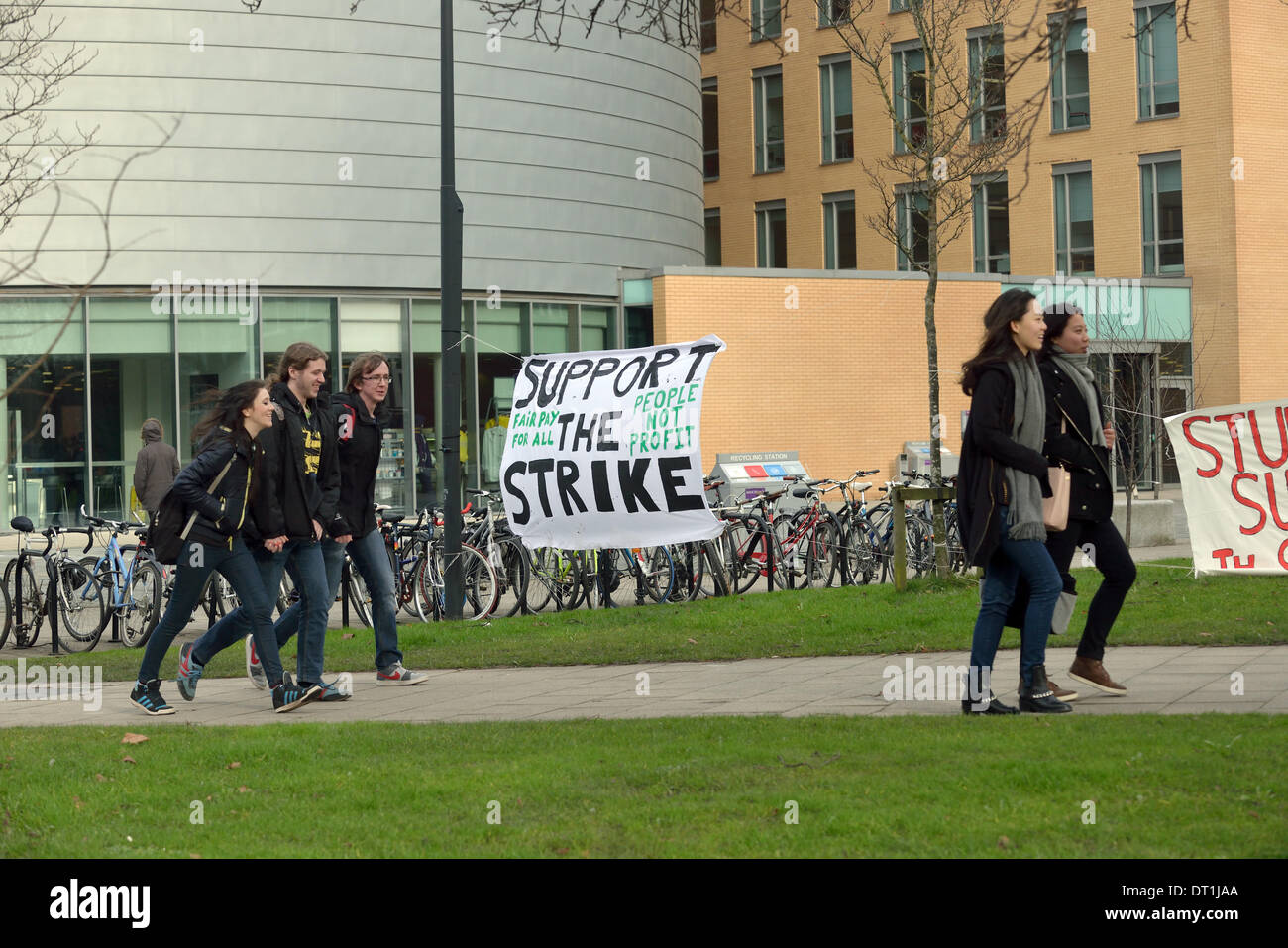 Manchester university banner hi-res stock photography and images - Alamy
