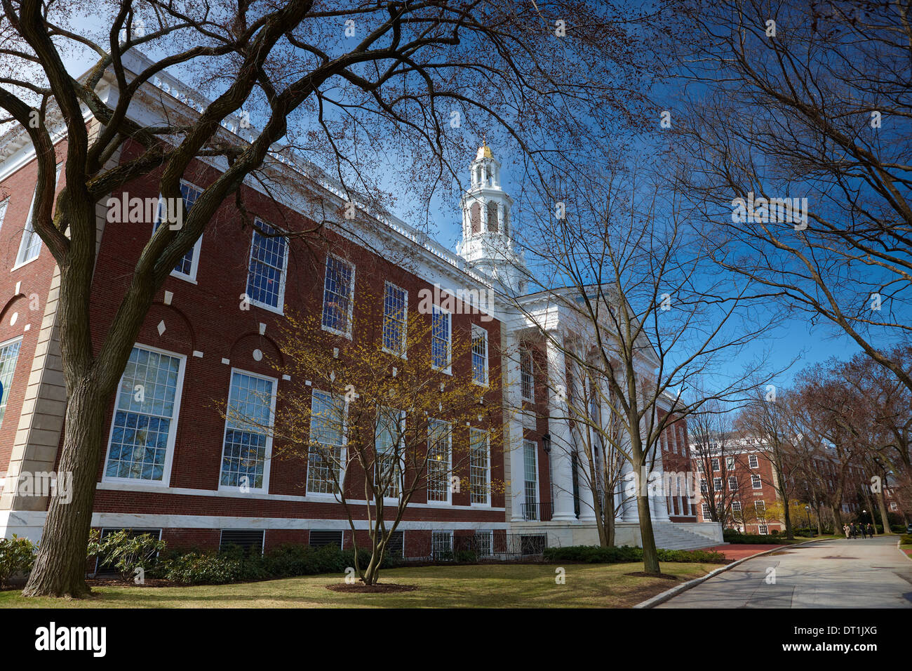 Harvard hall hi-res stock photography and images - Alamy