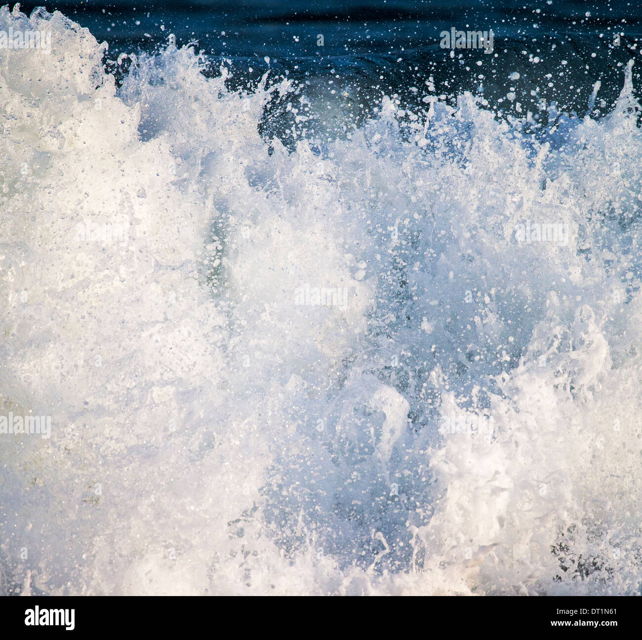 Sea waves detail hi-res stock photography and images - Alamy
