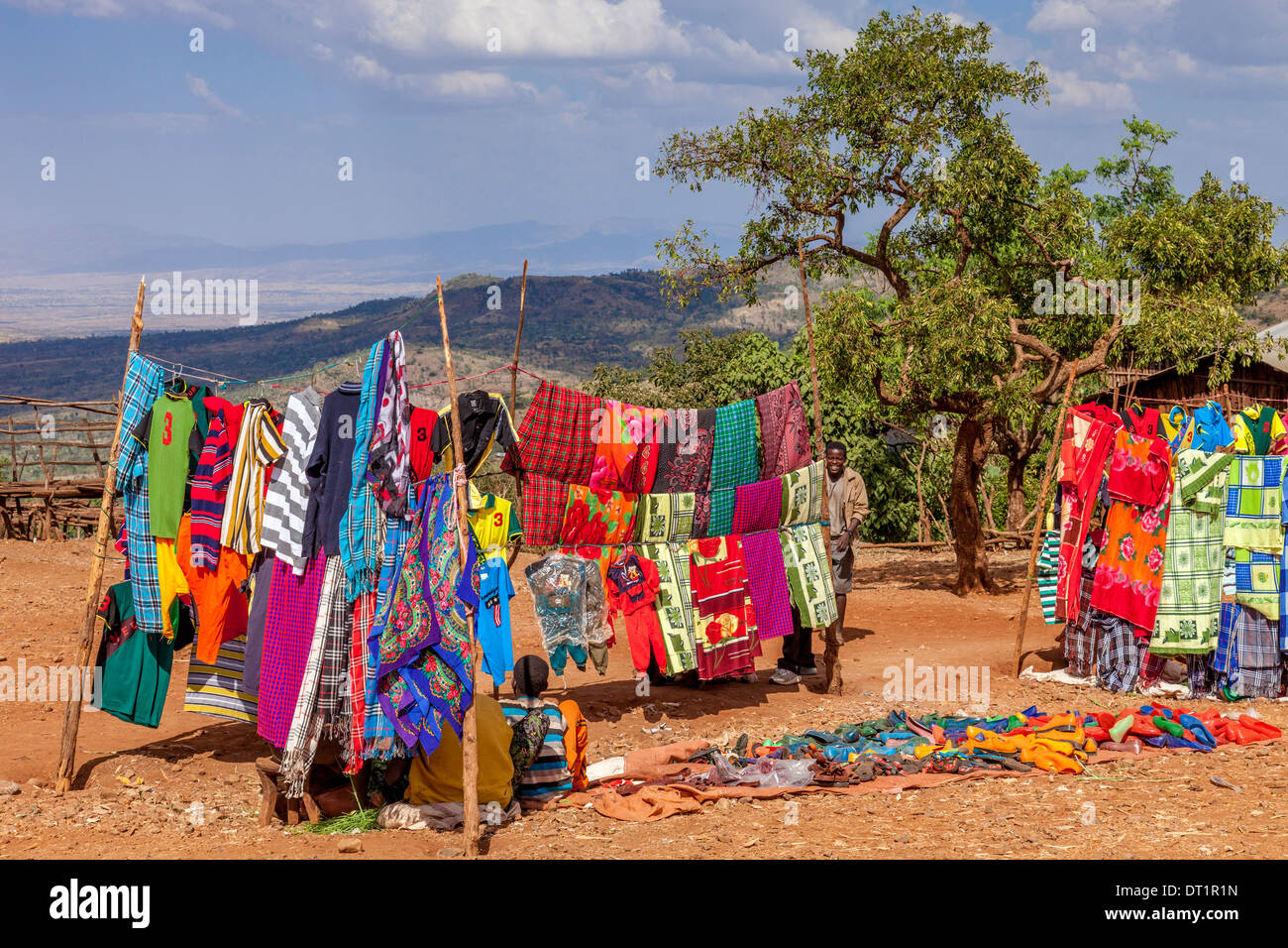 Konso clothes hi-res stock photography and images - Alamy