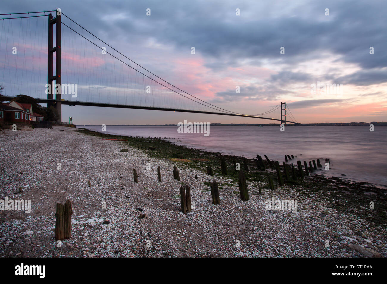 Humber bridge england hi-res stock photography and images - Alamy