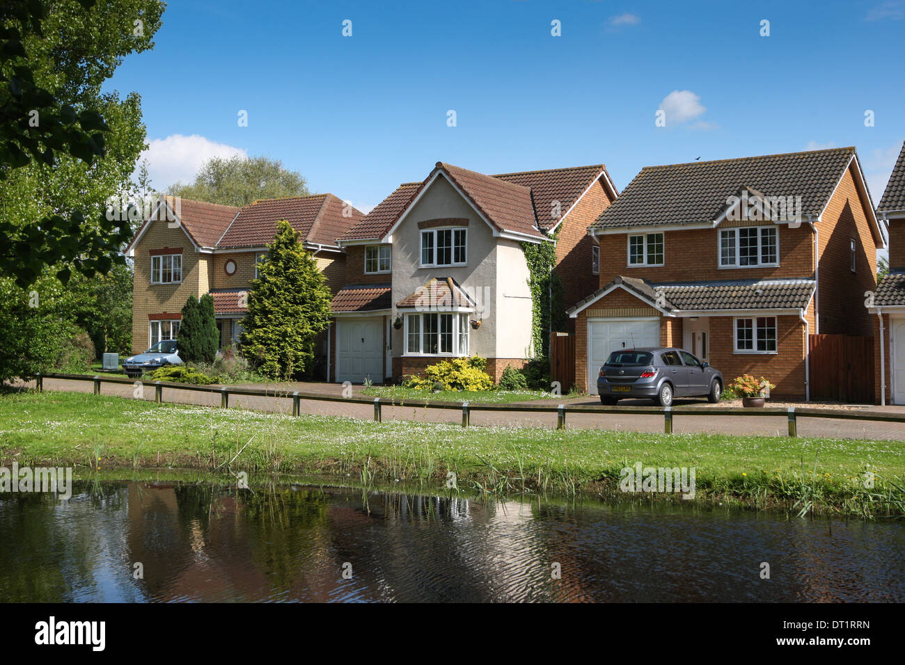 1990s detached house hi-res stock photography and images - Alamy