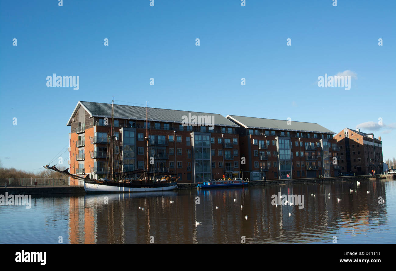 Ruth ship hi-res stock photography and images - Alamy