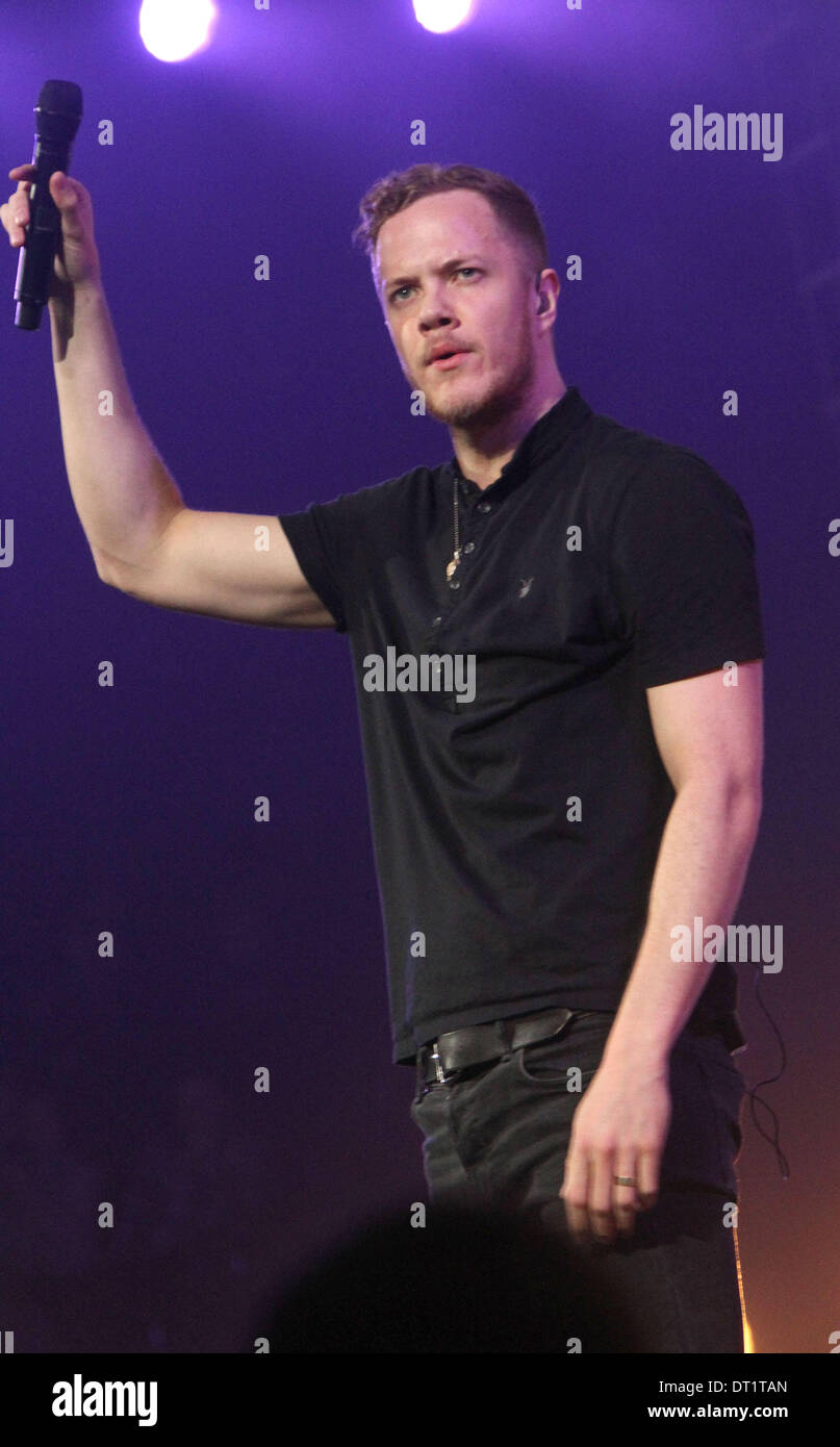 New York, New York, USA. 6th Feb, 2014. Singer DAN REYNOLDS from ...