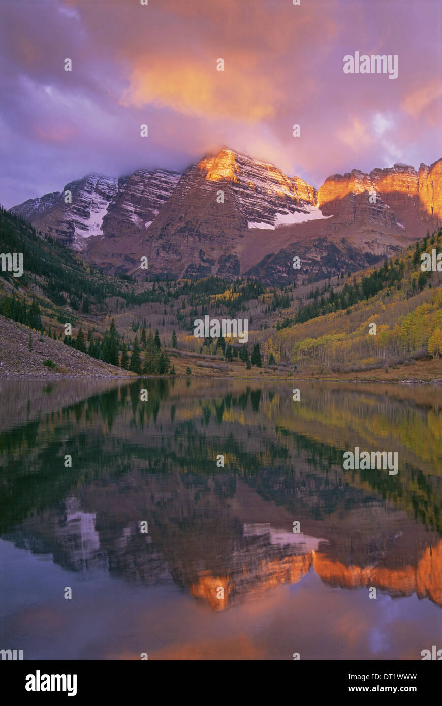 Maroon peak hi-res stock photography and images - Alamy