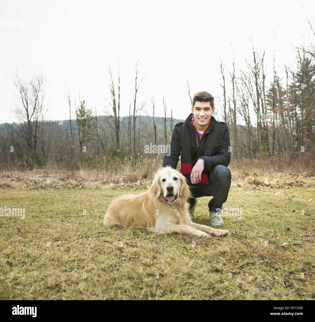 Man golden retriever hi-res stock photography and images - Alamy