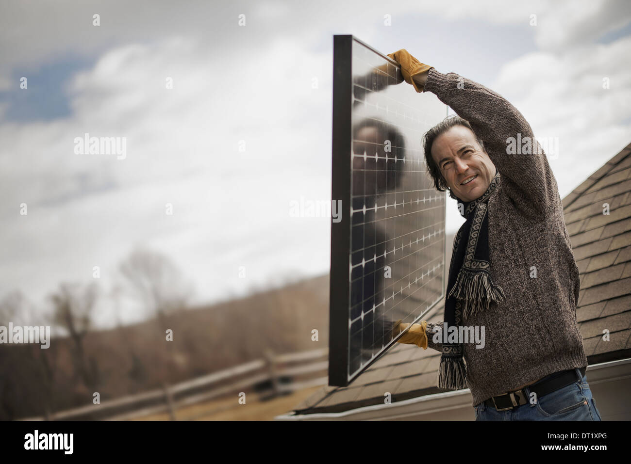 Man solar panel farmyard hi-res stock photography and images - Alamy