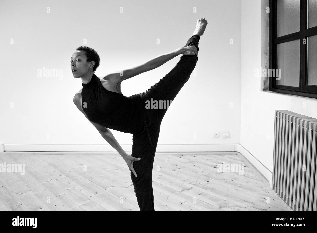 Sudanese dancers hi-res stock photography and images - Alamy