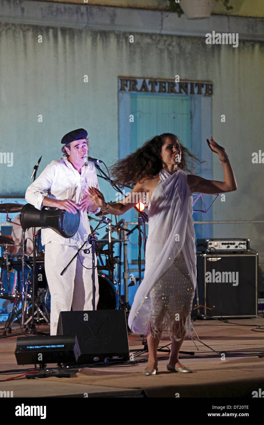 Musician and dancer in Live concert Stock Photo - Alamy