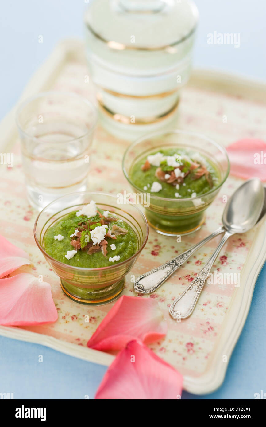 Butter bean purée hi-res stock photography and images - Alamy