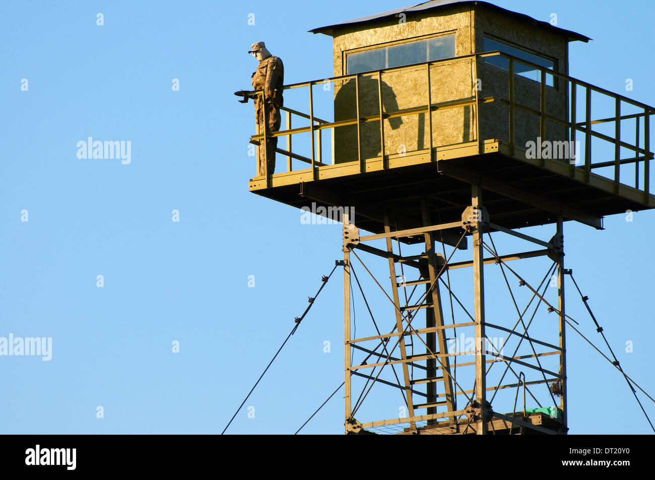 Border patrol watch tower hi-res stock photography and images - Alamy