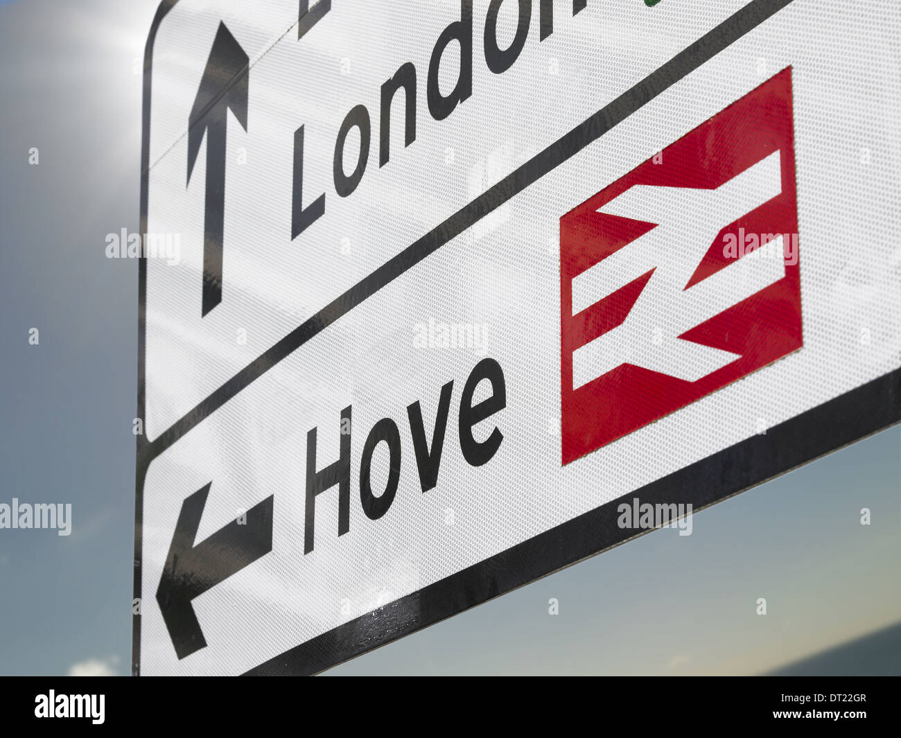Road sign to Hove train station Stock Photo - Alamy
