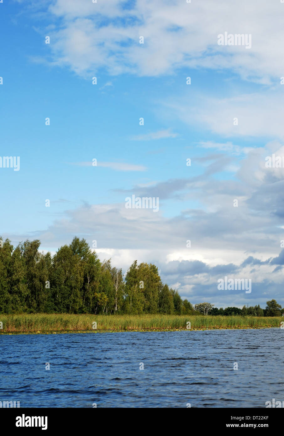Sky above the river hi-res stock photography and images - Alamy
