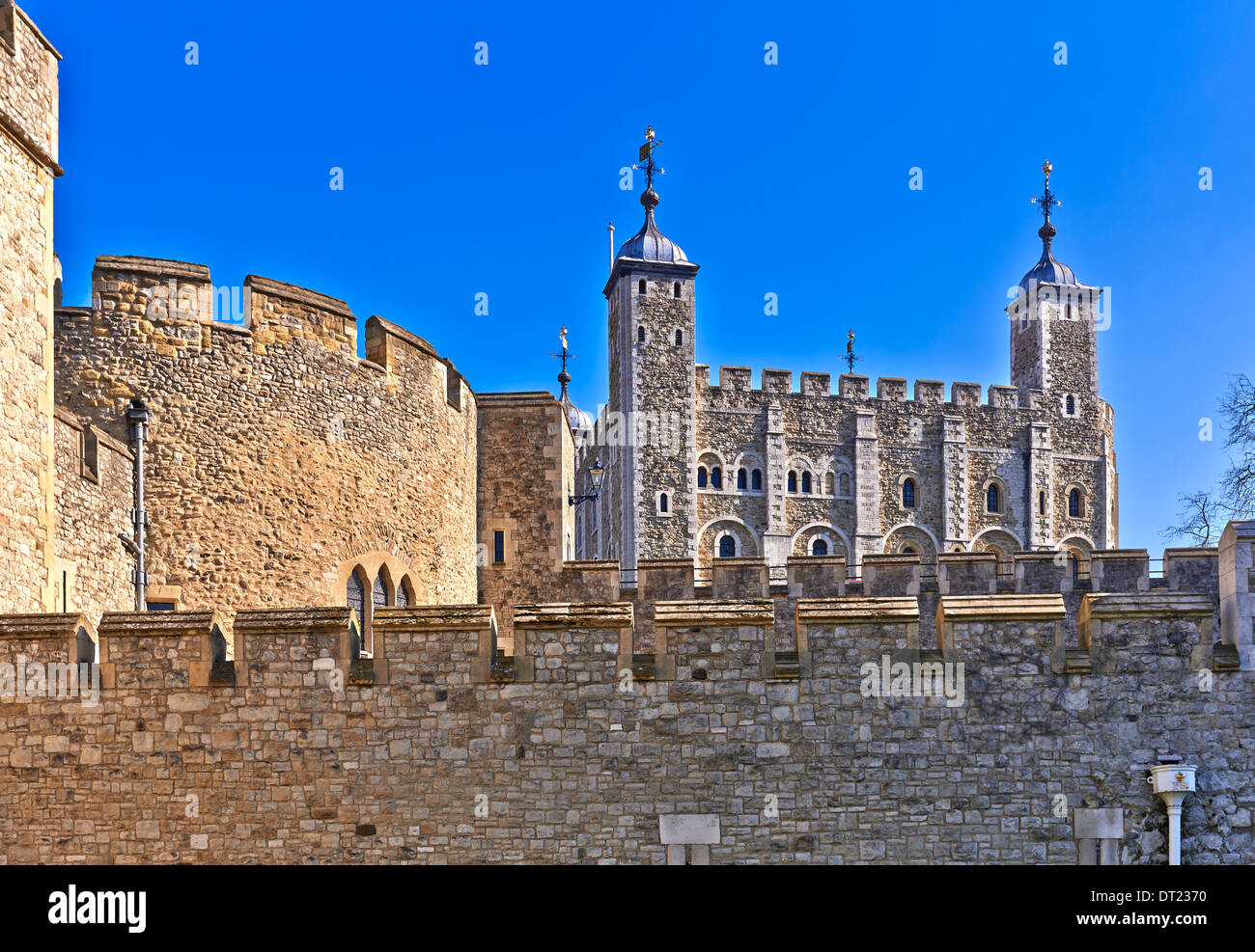 The Tower of London: Her Majesty's Royal Palace and Fortress, more ...