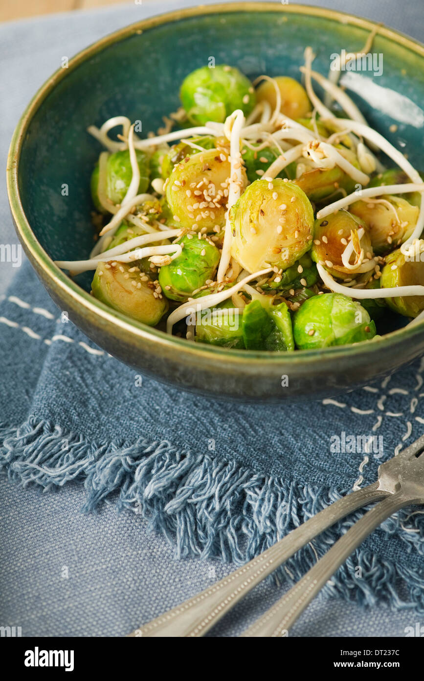 Images of brussels sprouts hi-res stock photography and images - Alamy