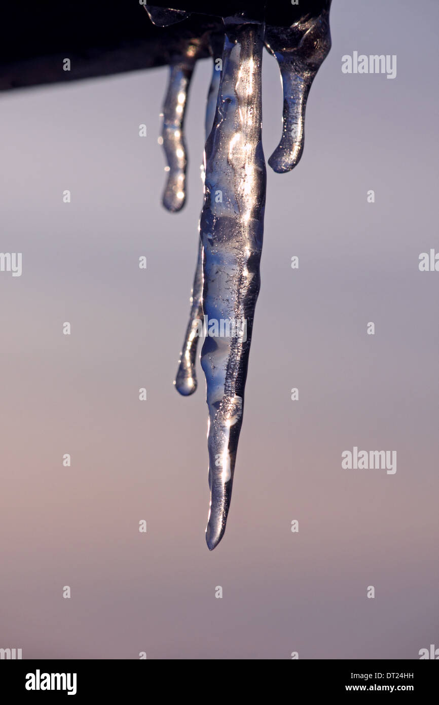 Icicle hi-res stock photography and images - Alamy