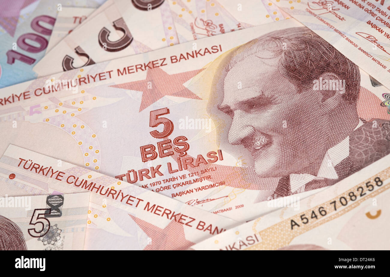 5 lira hi-res stock photography and images - Alamy