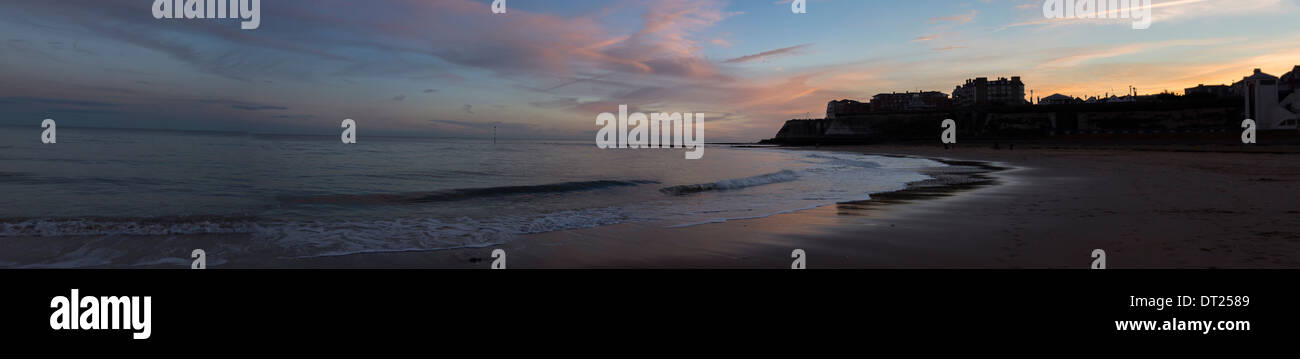 sunset sand pink amber sky cliffs tide out Stock Photo - Alamy