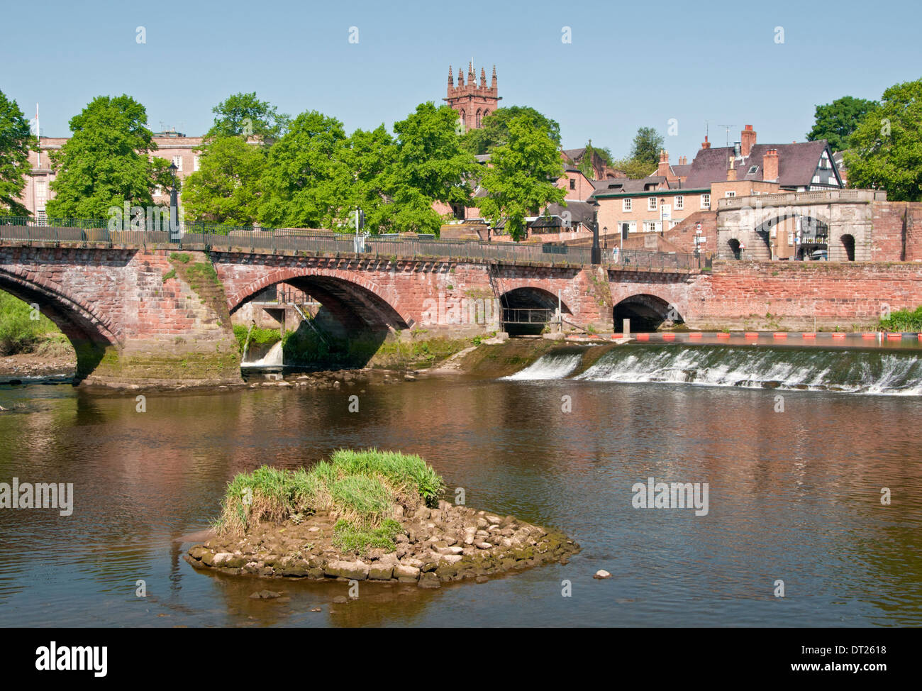 The Old Dee Bridge, Bridgegate & River Dee Weir, Chester, Cheshire ...