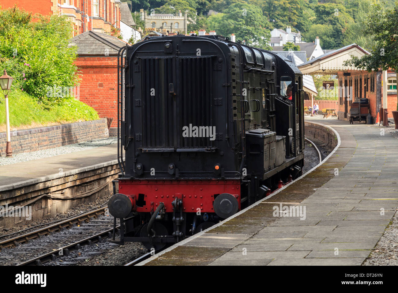Class 08 (08195/13265) is seen running on the Llangollen Heritaage ...