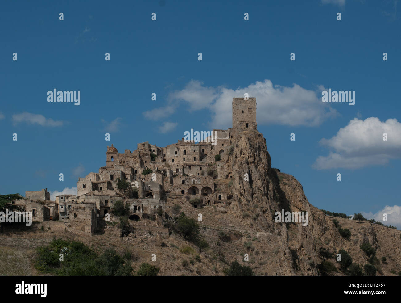 Craco abandoned village italy Stock Photo - Alamy