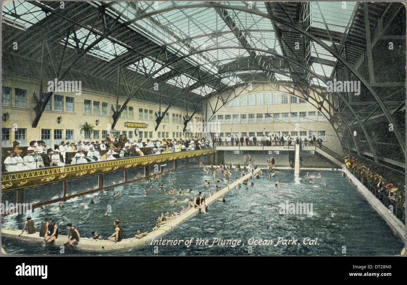 Early 1900s swimming pool hi-res stock photography and images - Alamy