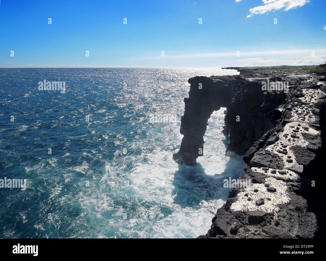 Lava hole hawaii hi-res stock photography and images - Alamy