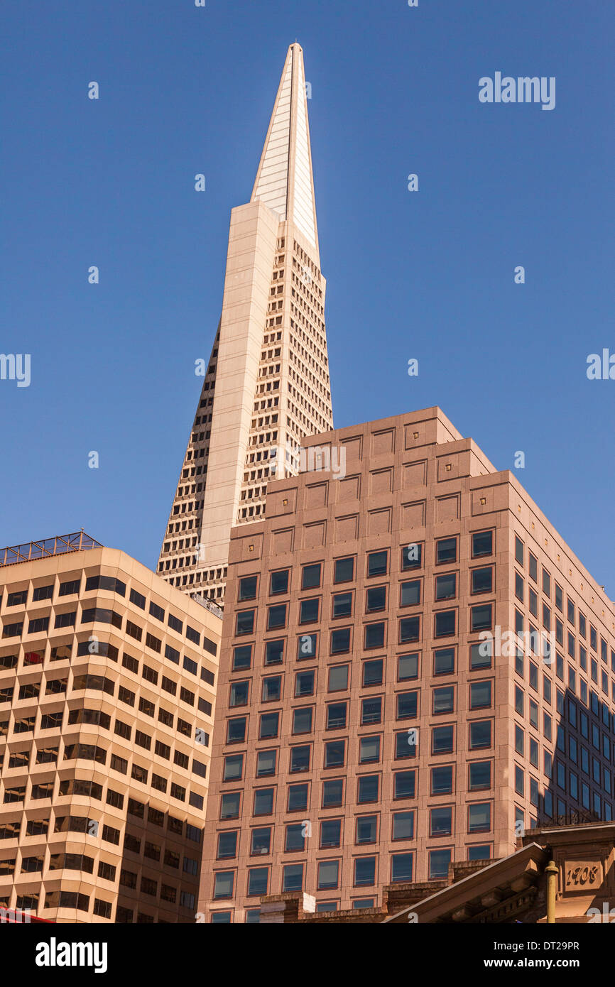 Transamerica pyramid building hi-res stock photography and images - Alamy