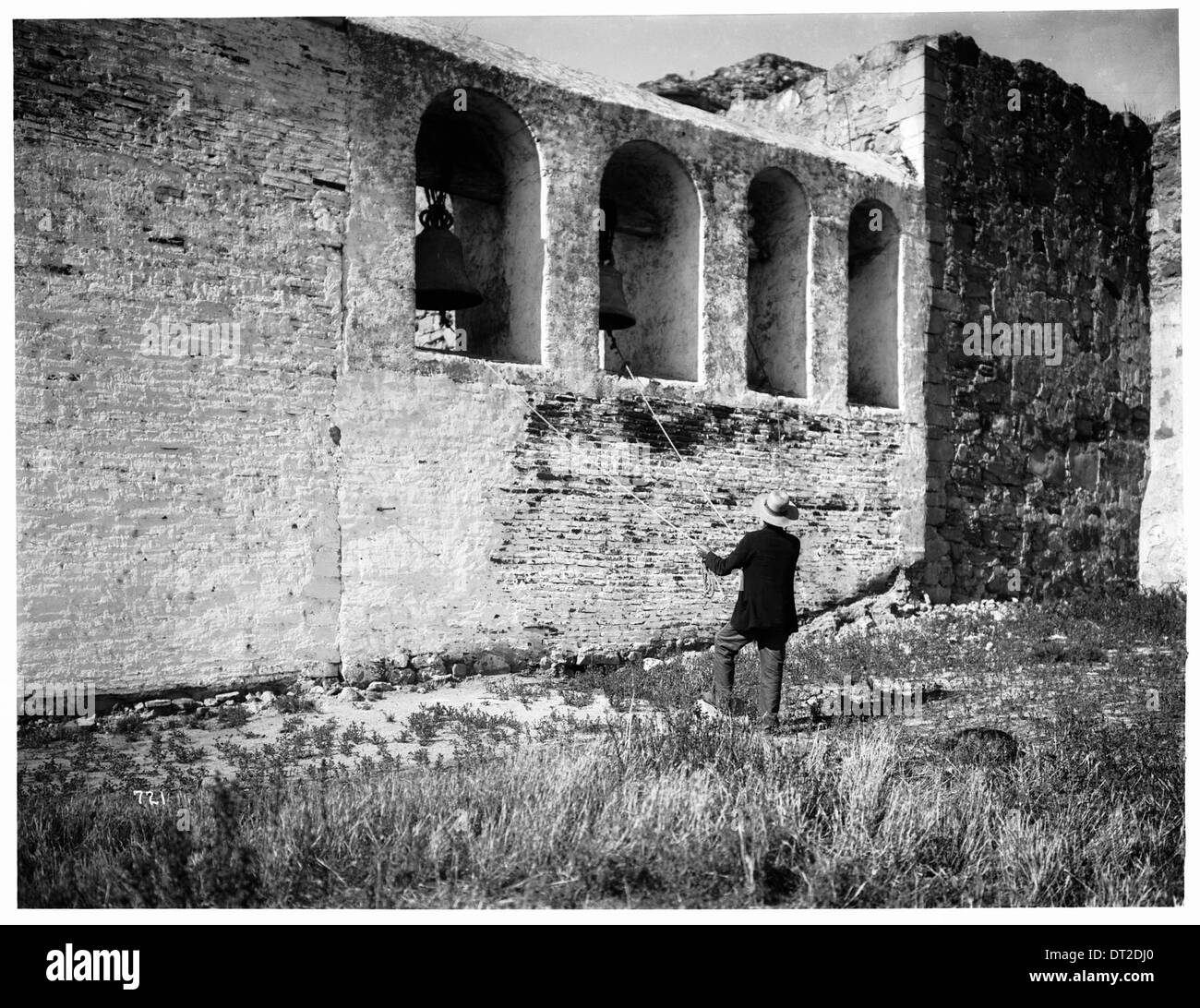 Old man ringing bell hi-res stock photography and images - Alamy