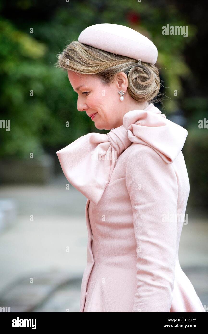Paris, France. 6th Feb, 2014. King and Queen Mathilde of Belgium visit ...