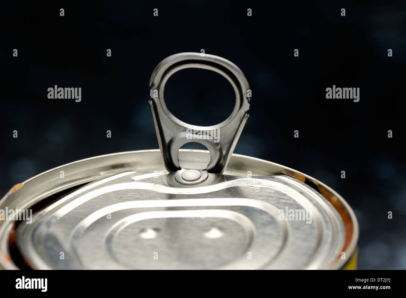 Tin can Ring pull Stock Photo - Alamy