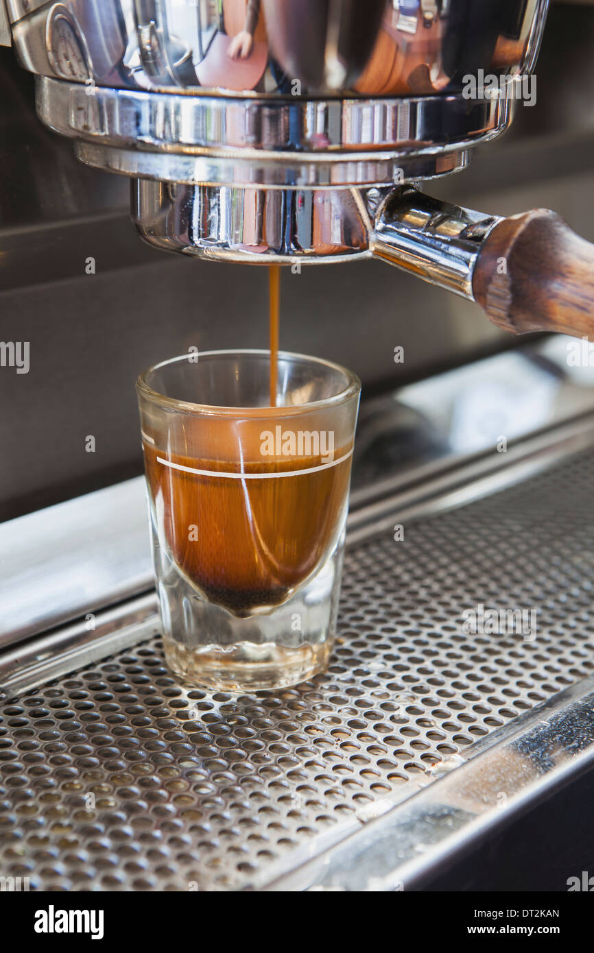 Built espresso machine hi-res stock photography and images - Alamy