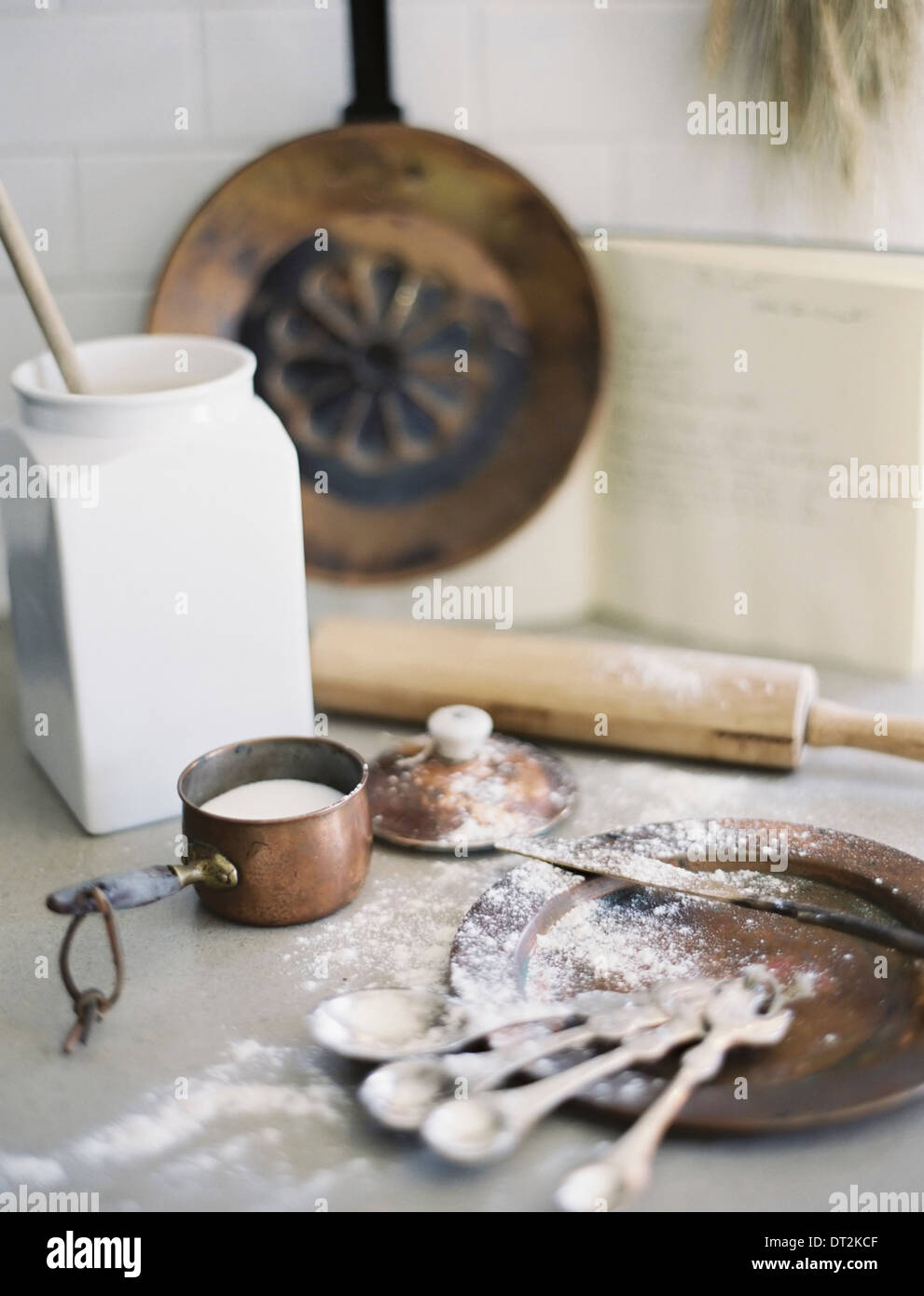 Saucepan rolling pin preparation hi-res stock photography and images ...