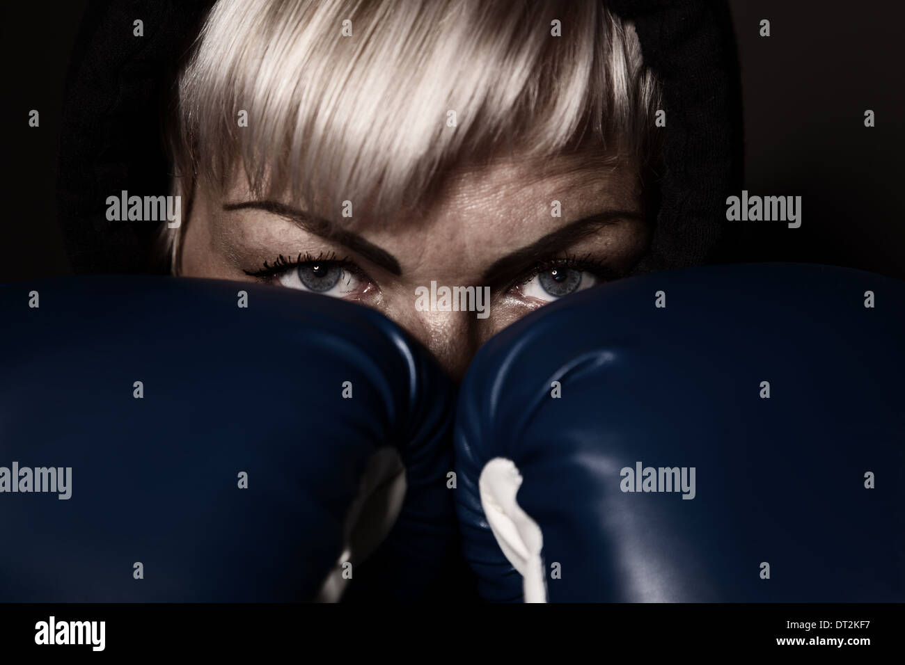 Close up woman boxing punching hi-res stock photography and images - Alamy