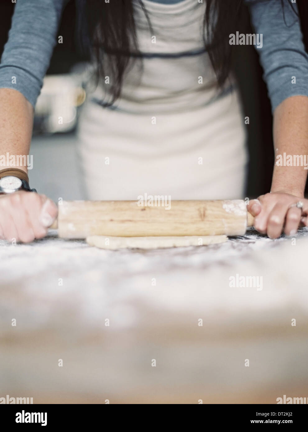 Rolling furniture hi-res stock photography and images - Alamy