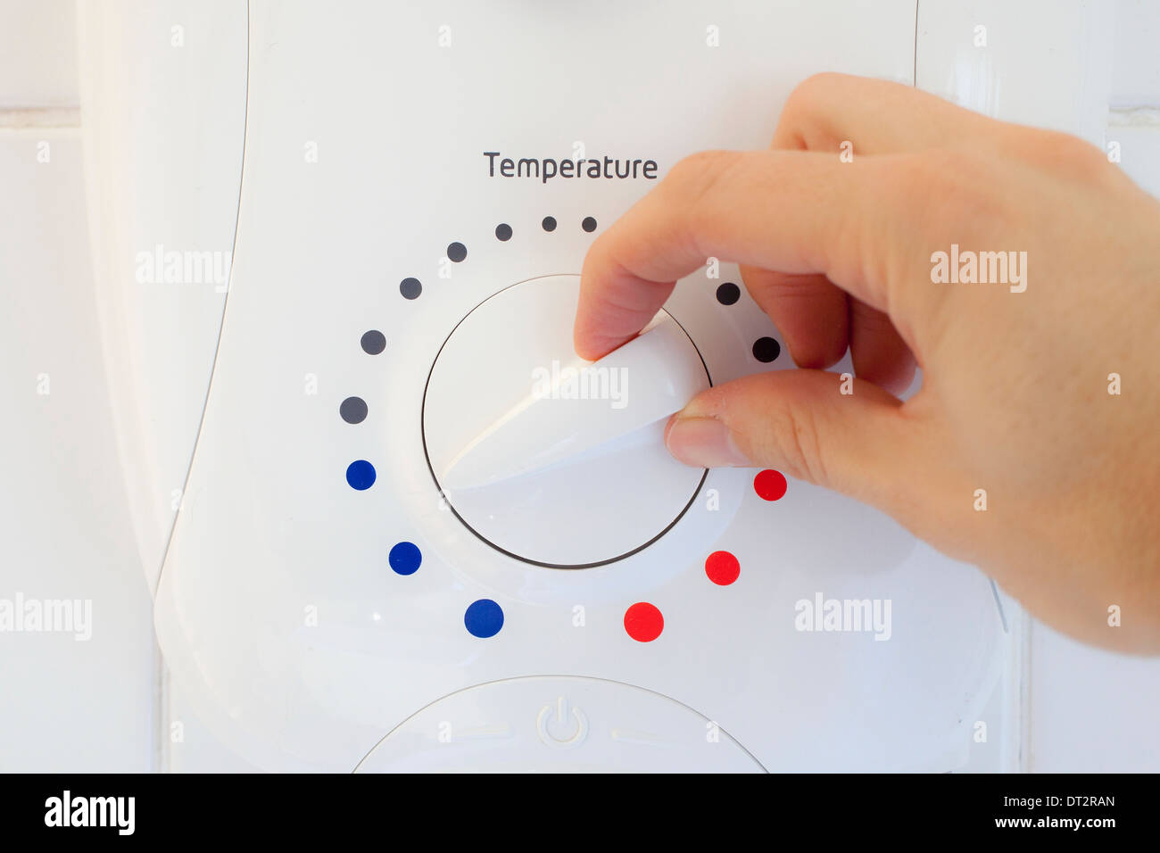 Temperature dial hi-res stock photography and images - Alamy