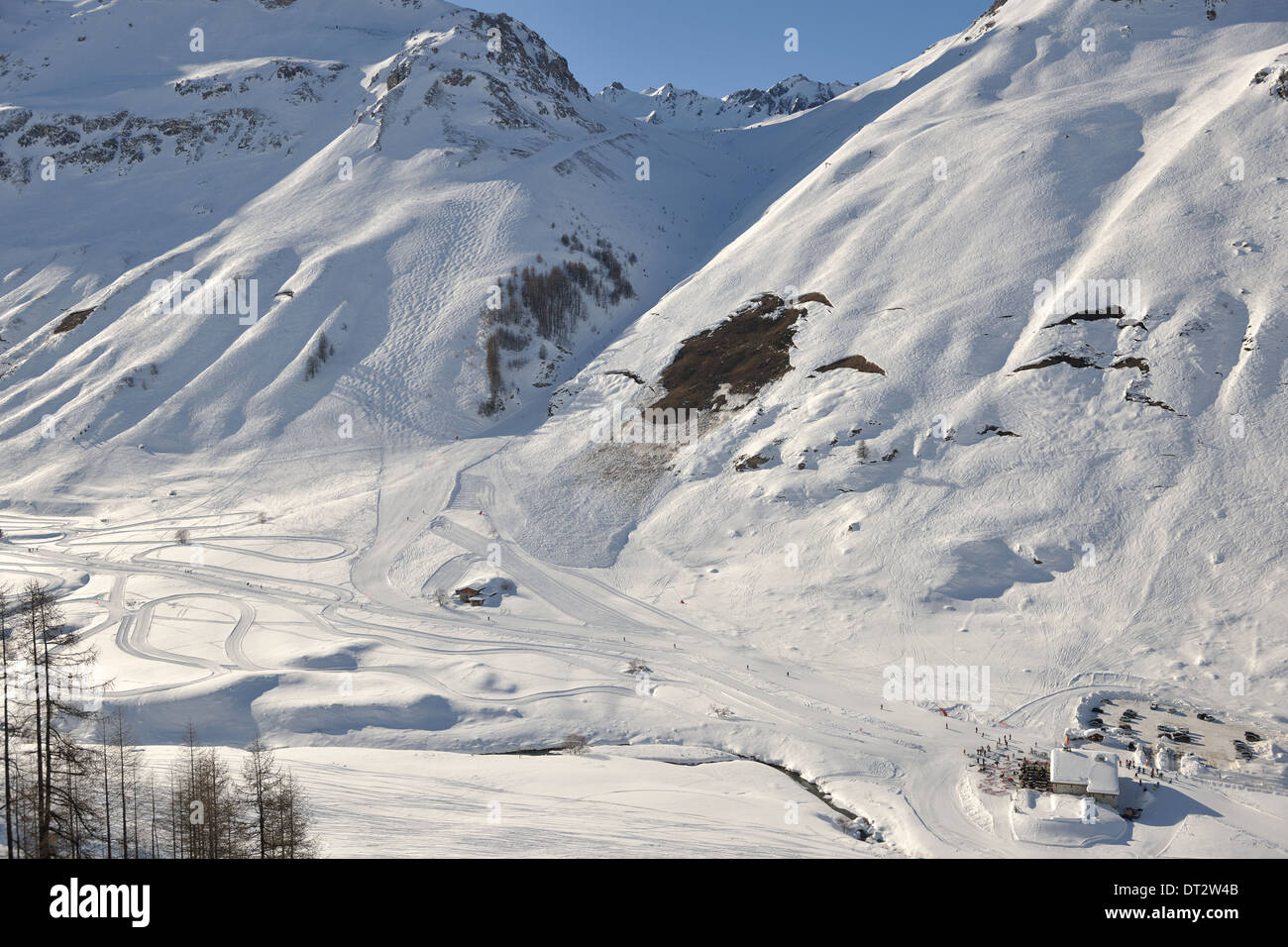 High mountains under snow in the winter Stock Photo - Alamy