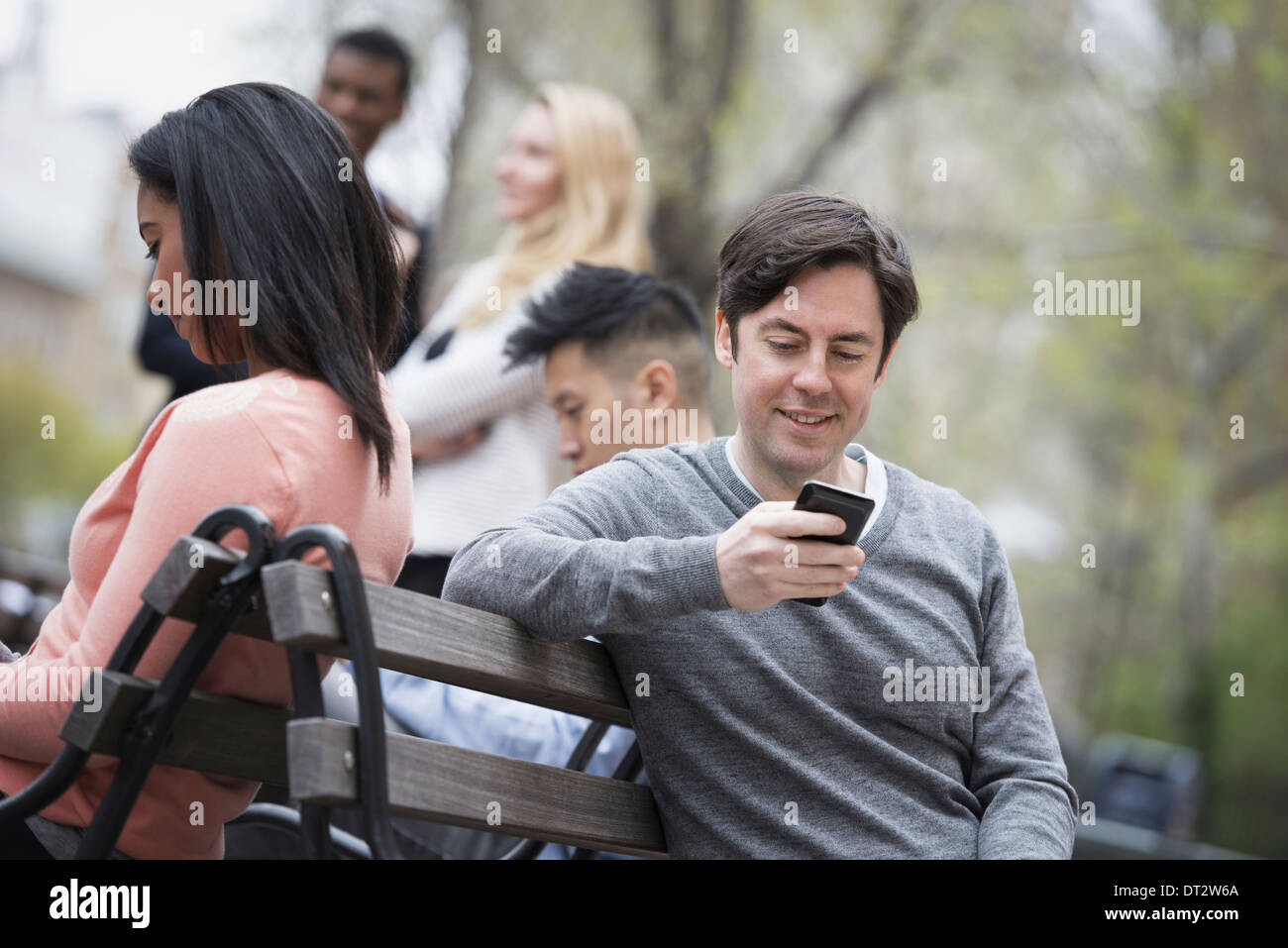 Five people hi-res stock photography and images - Alamy